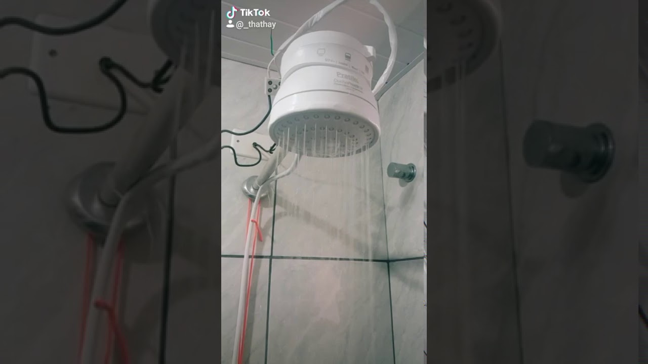 Mostrando um pouco do meu banho - YouTube