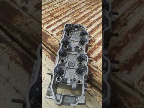 Toyota 22R/ 20R 282c/440 Beast cam and head swap - YouTube