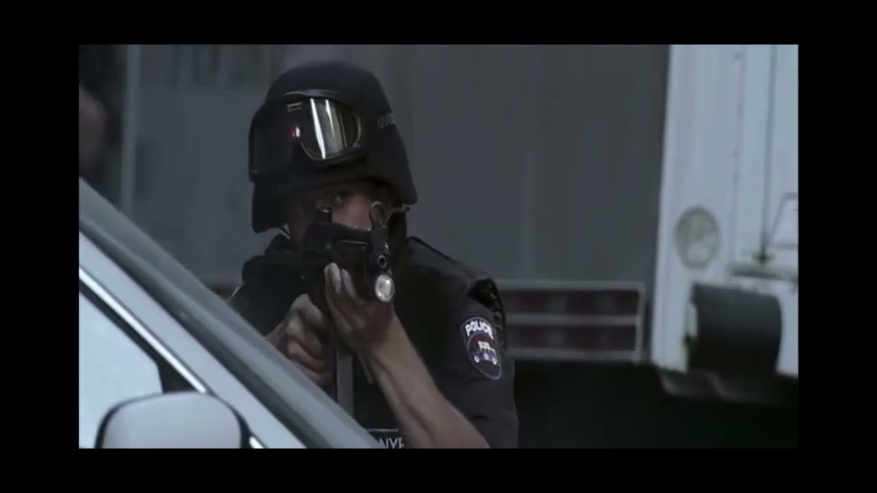 16 Blocks ( 2006 ) Bus Chase Scene ( Part 2 ) - YouTube