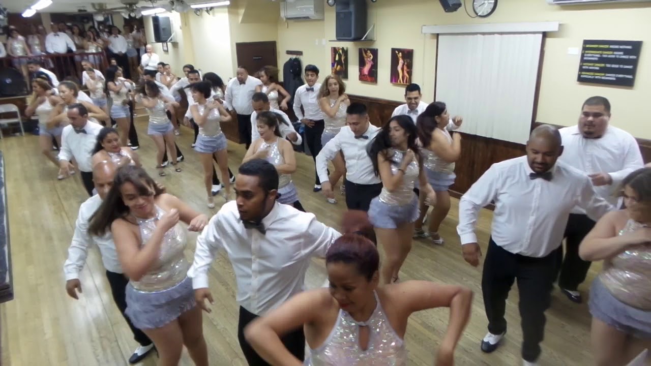 Glendale Student Salsa Team - Lorenz Latin Dance Studio - YouTube