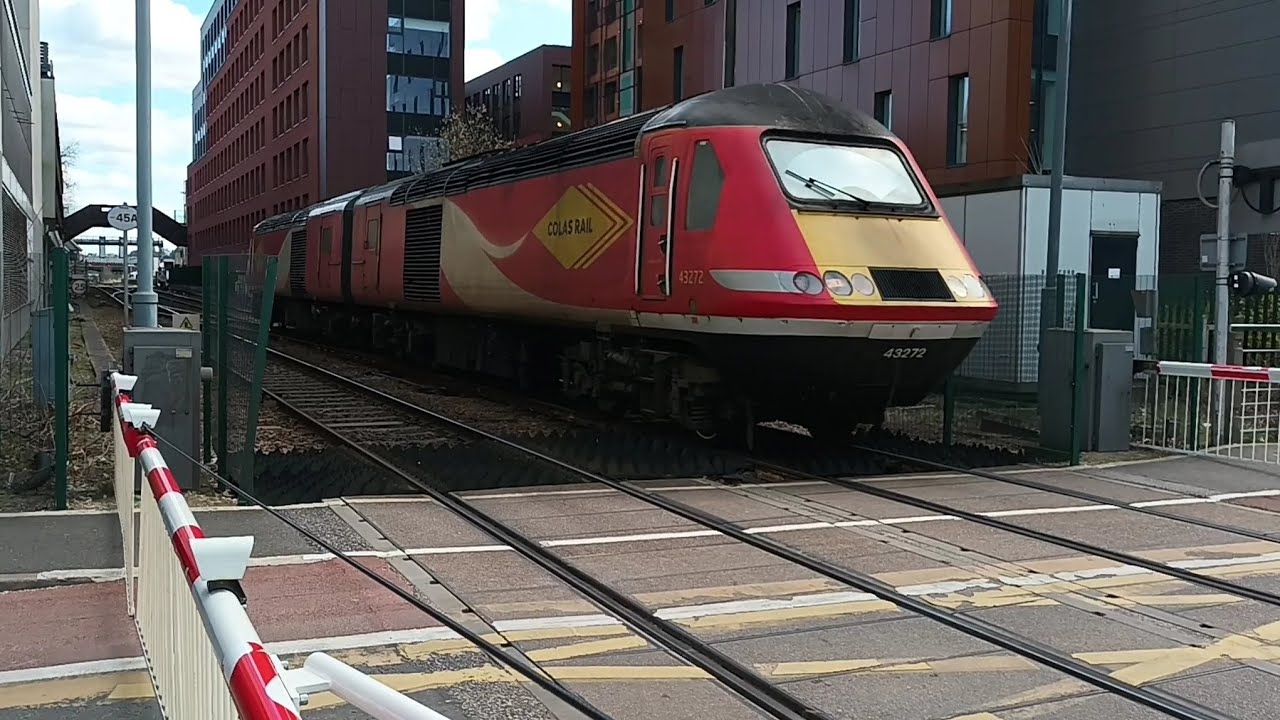 Colas Rail Class 43s - Brayford Level Crossing (27/03/23) - YouTube