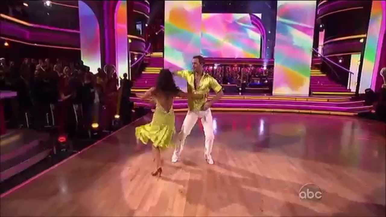 William Levy dançando salsa no dancing with the stars - YouTube