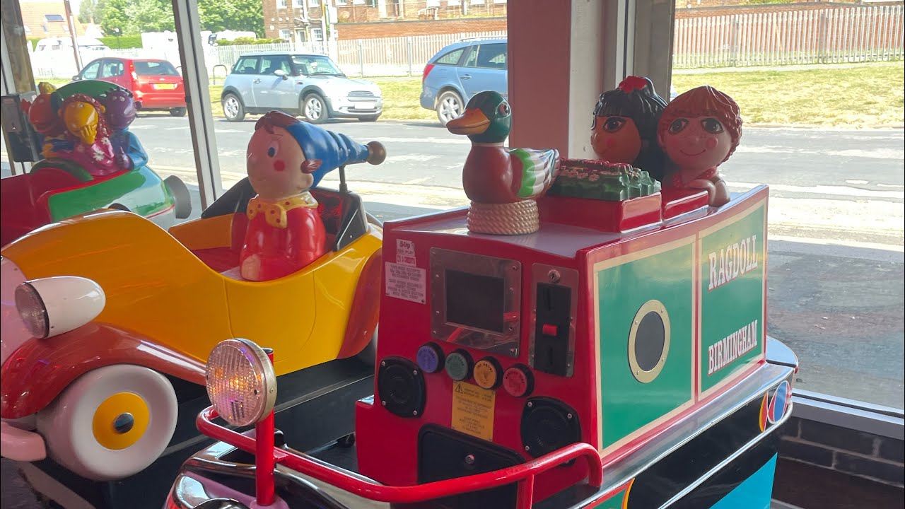 Amutec video option Rosie & Jim Peek-a-Boo Kiddie ride (fail) - YouTube