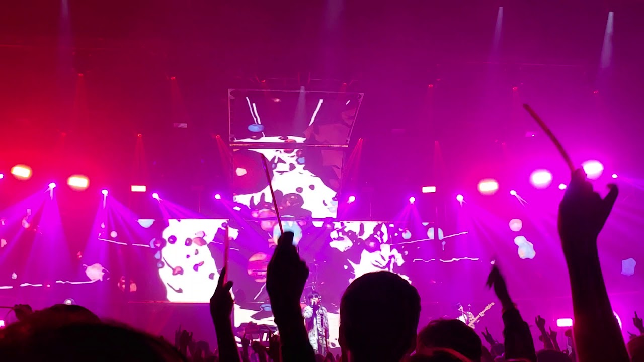 20191130 YB CONCERT Twilight State_YB - 개는 달린다, 사랑처럼 - YouTube