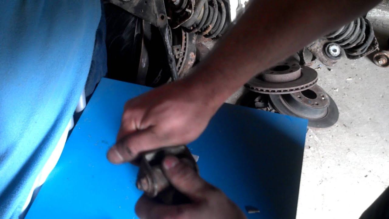 Subaru Shifter Joint after 100 000KM - YouTube