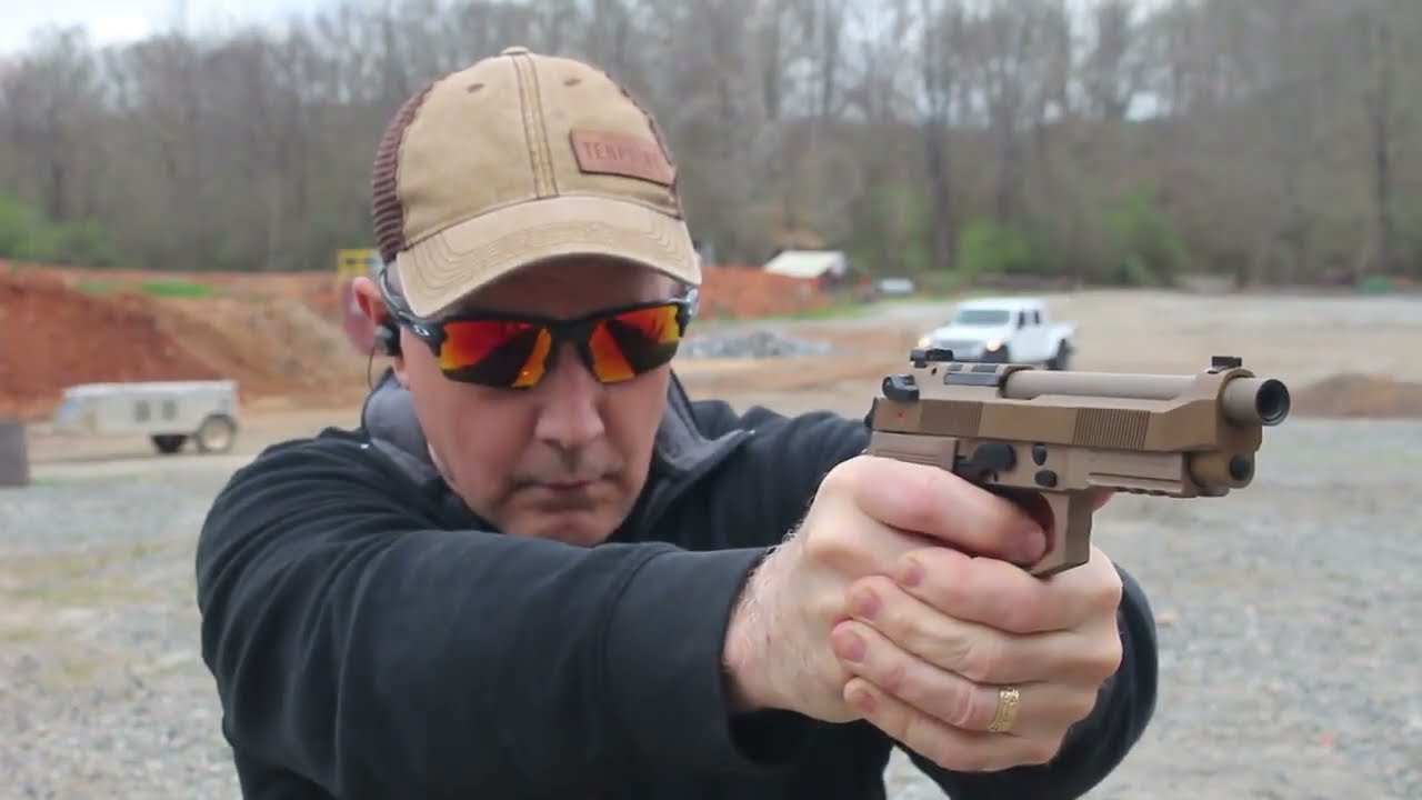 The Ultimate Beretta 92 | Sootch M9A4 RDO Gun Review - YouTube