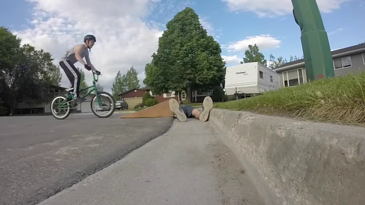Homemade BMX Kicker Ramp - NJ bikes - YouTube