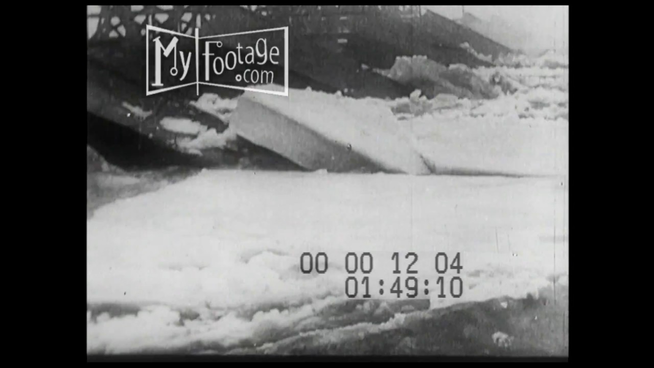 1947 Warsaw River Vistula Flooding and Bridge Collapse - YouTube