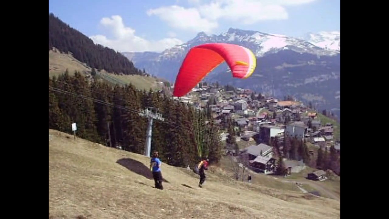 Jack's Paragliding 2010 04 Murren compilation - YouTube