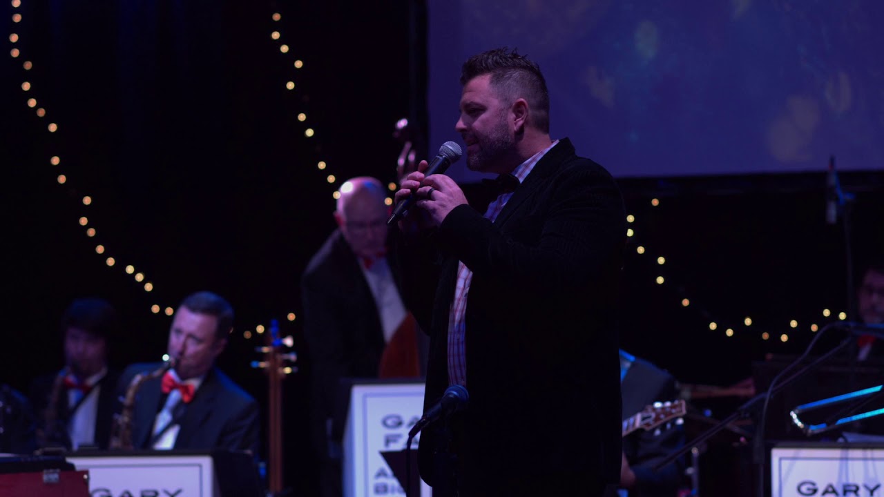 Gary Farr & His All Star Big Band feat. Matt Farr The Christmas Song ...