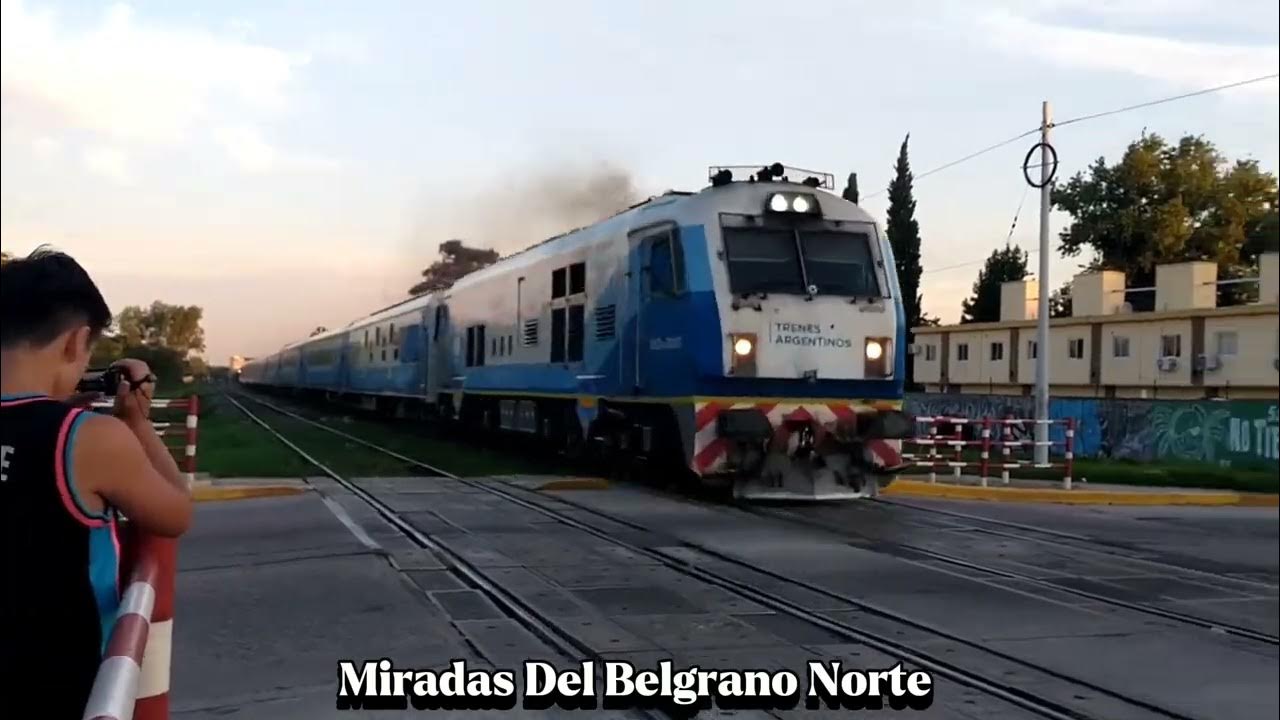 Locales por San Miguel y la pasada del Tren 563 "Lagunero" a los Bocinazos con saludos rumbo a ...