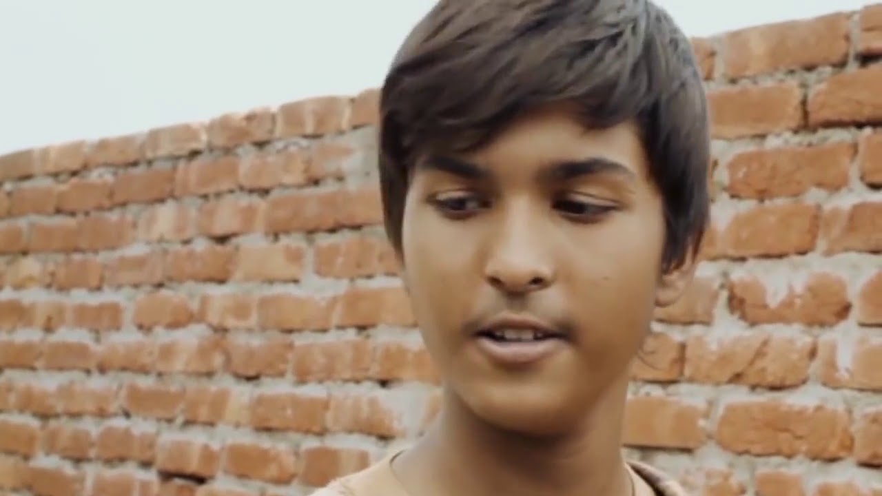 Gattu Movie Mohammad Samad Flying Kite Scene Mohammad Samad, Naresh ...