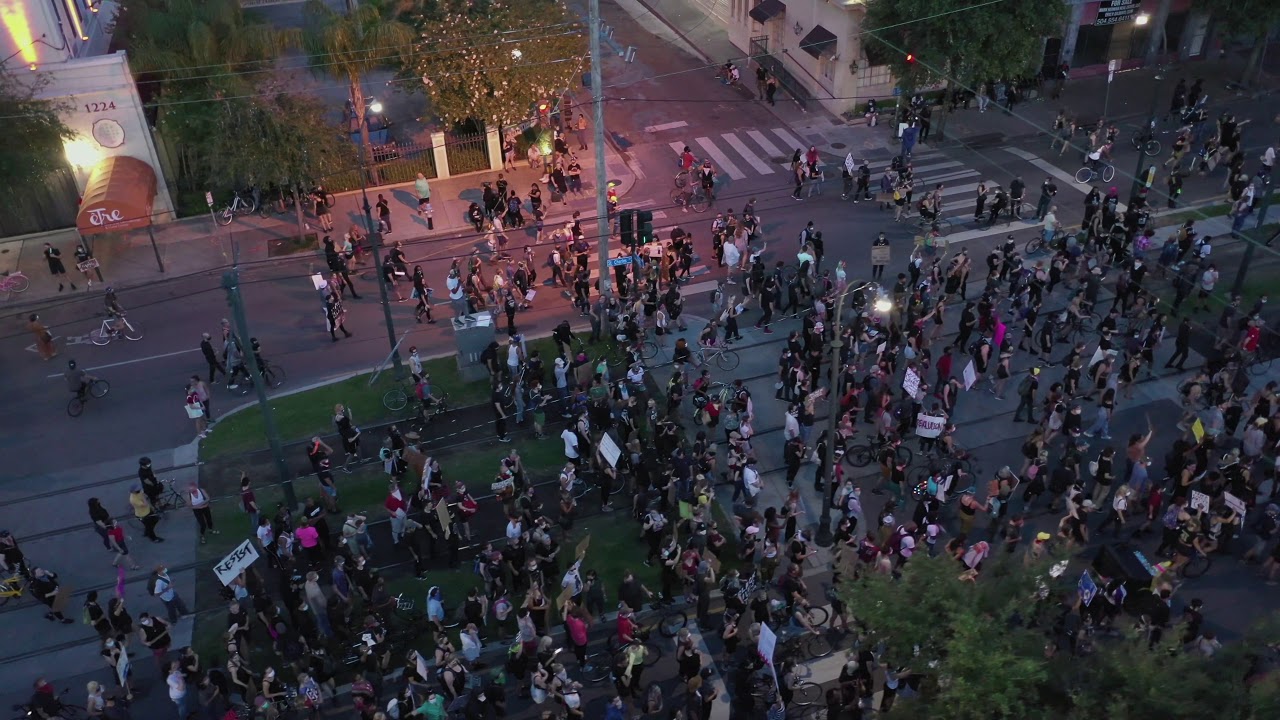 This Is How We Do It Peaceful Protest 4K - YouTube