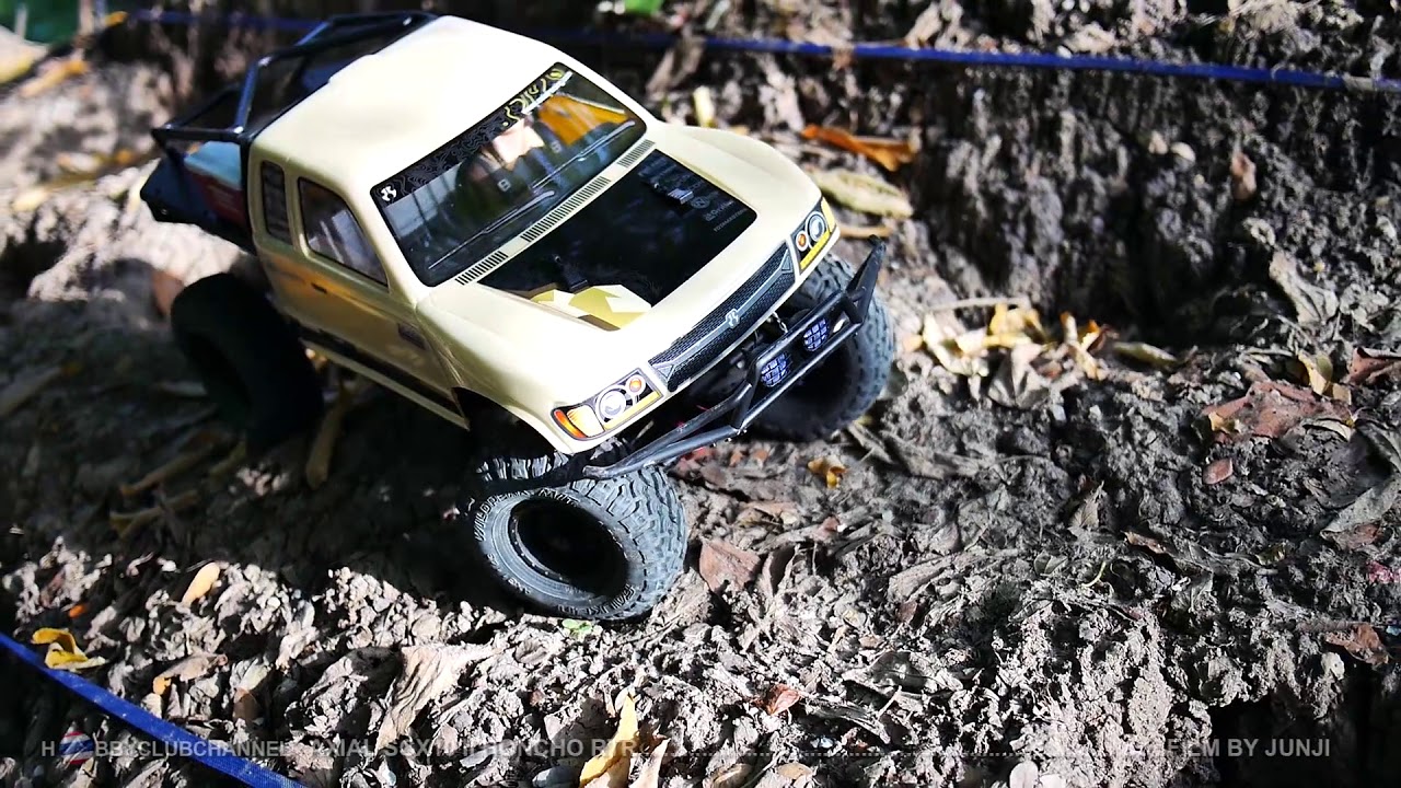 axial scx10 II HONCHO - YouTube