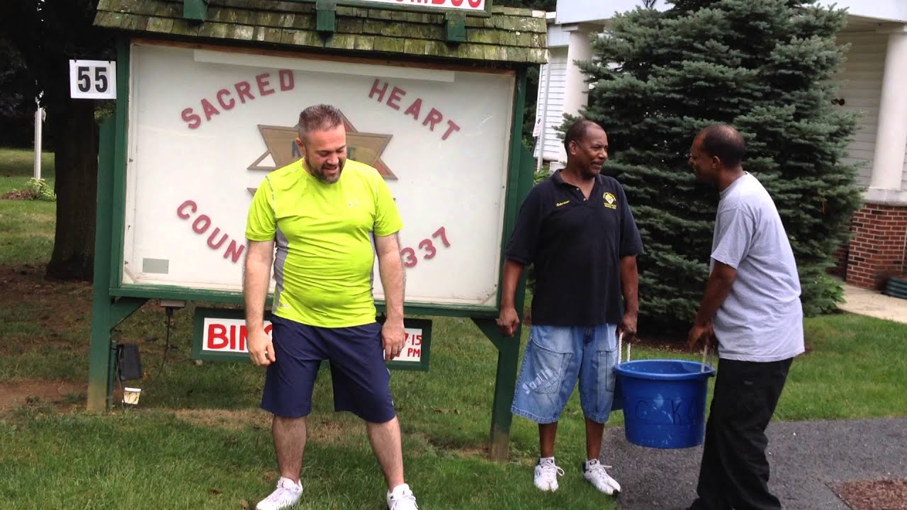 GK Steve Takes The Ice Bucket Challenge - YouTube