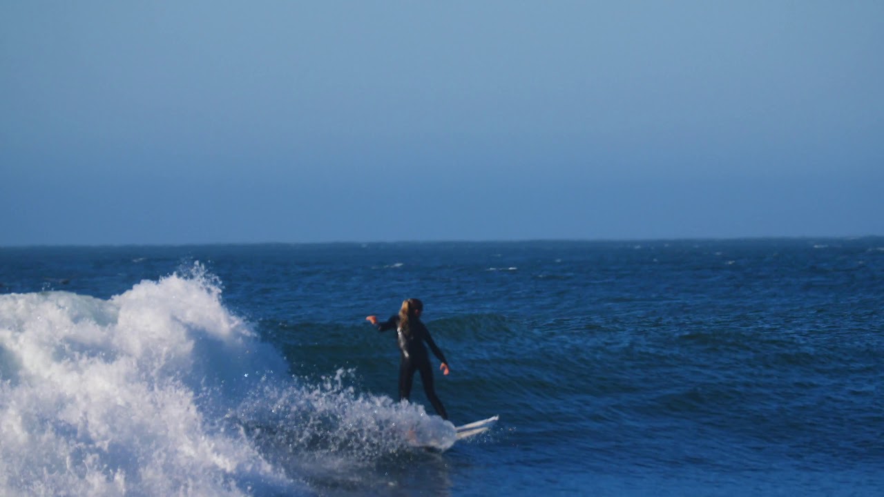 Estela Lopez Surfin Puertecillo - YouTube