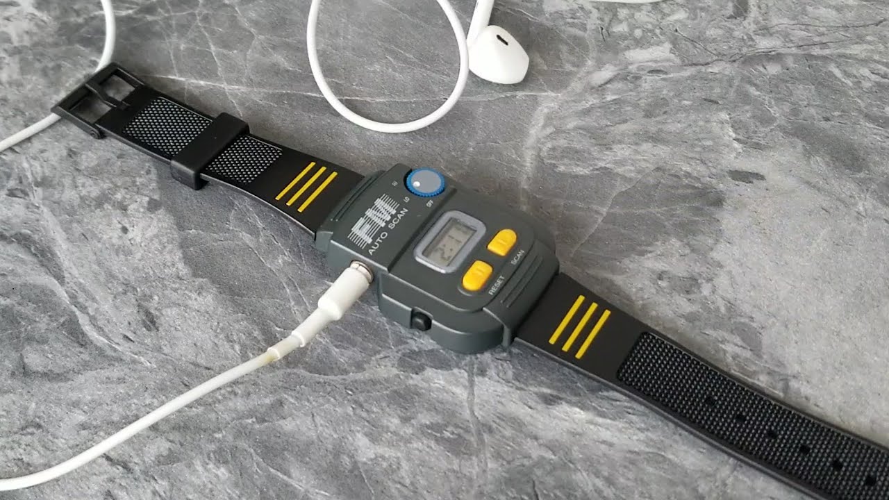 1997 "Nintendo" FM Scan LCD Watch, Original Band - YouTube