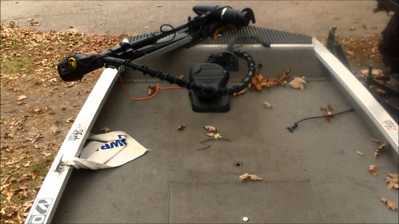 NEW BOAT!! 1995 Bass Tracker 17 foot - YouTube