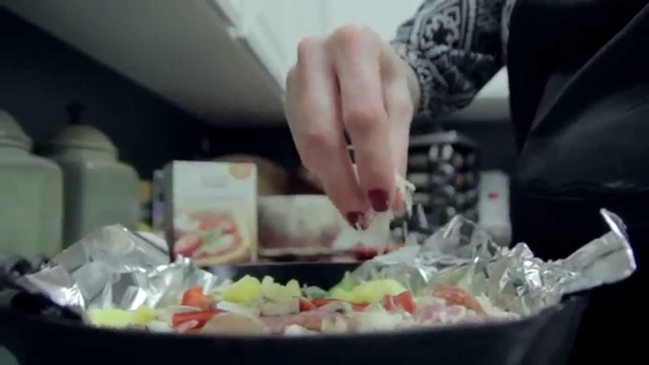 Charla 'Corn Fed' - Homemade Gluten Free Pizza - YouTube