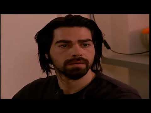 Arka Sokaklar   Fotomontaj Bir Yatak Bul!