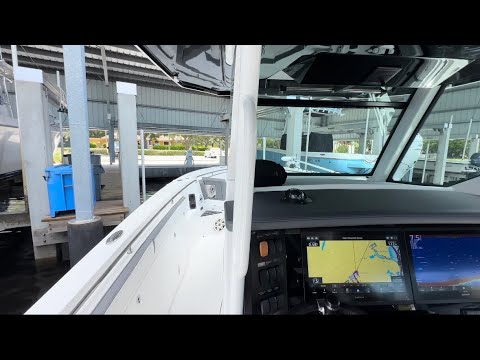 How To Dock A Twin Engine Center Console Boat On A Lift {Engines Only ...