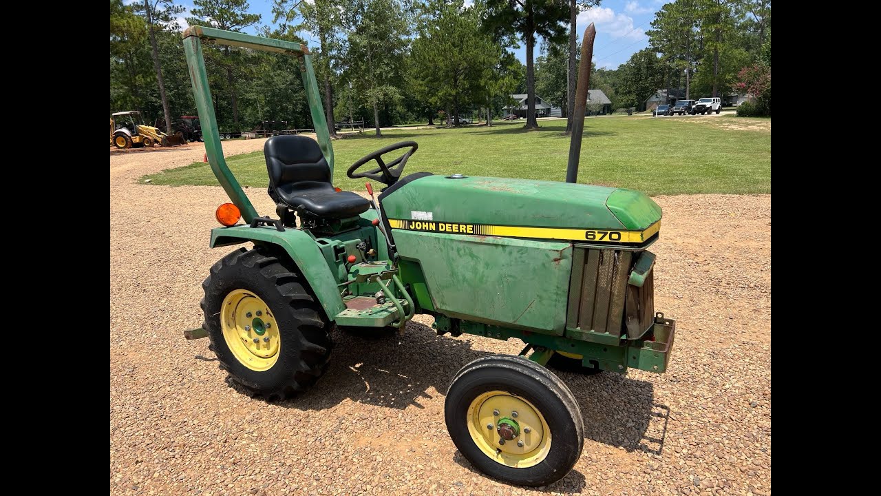 John Deere 670 2WD Compact Utility Tractor SN501 Lot#529 - YouTube