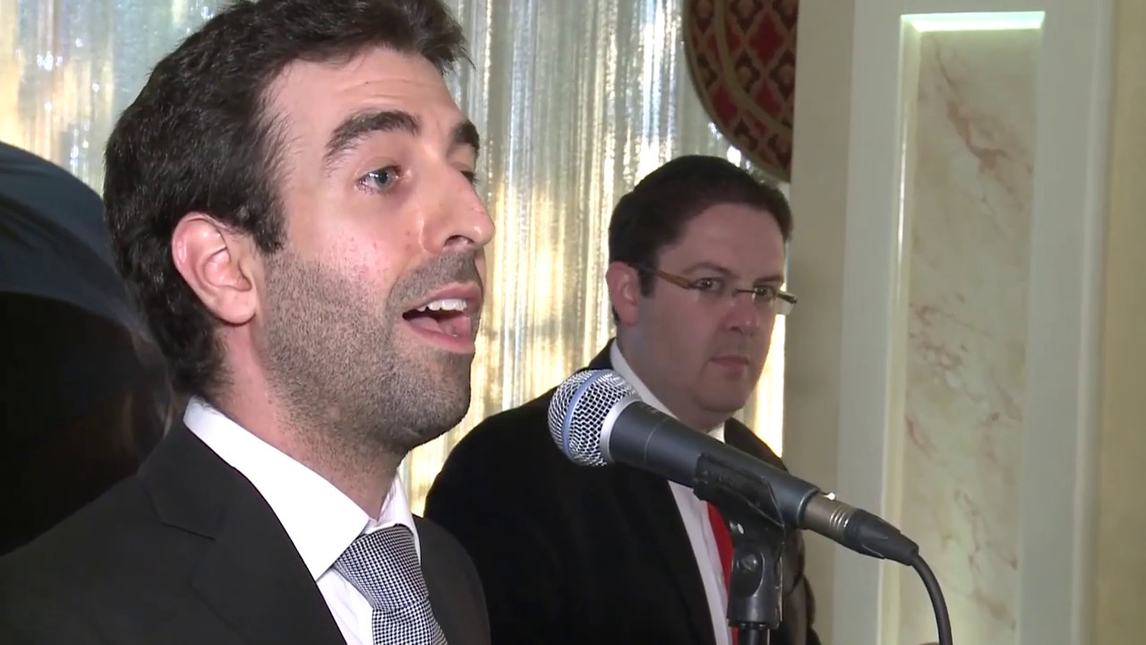 Jacob Bichachi sings Mi Adir - מי אדיר (Shwekey) - YouTube