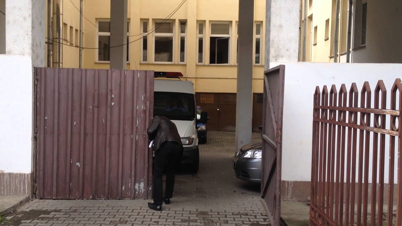 vasile balan din resita a fost arestat - YouTube