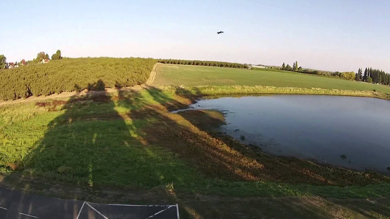 Omas RC Flying field October - YouTube