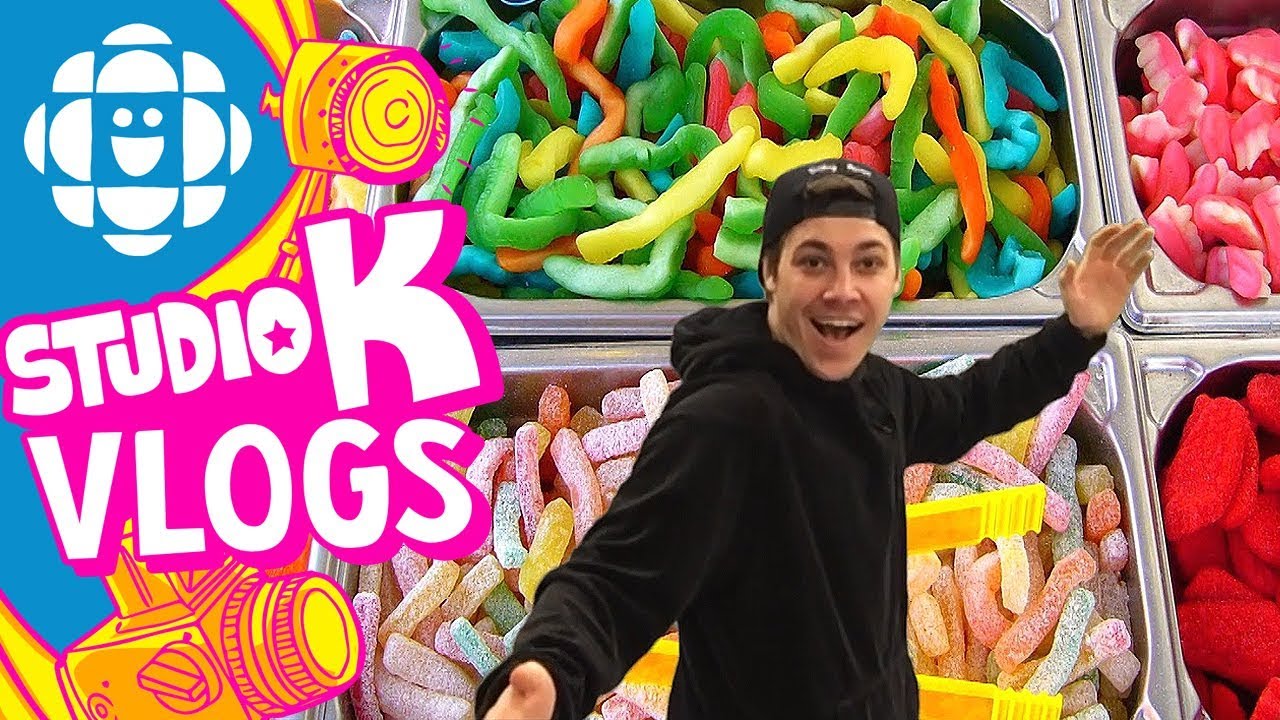 Studio K Vlogs: Green Screen Fun With Victor | CBC Kids - YouTube