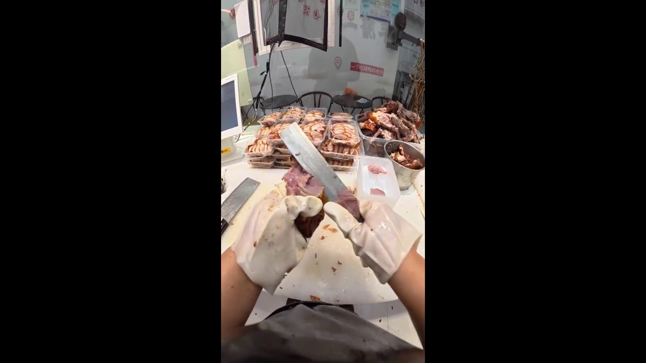 Street Food POV | Real-Time Roast Duck Portioning & Plating | Ambient ...