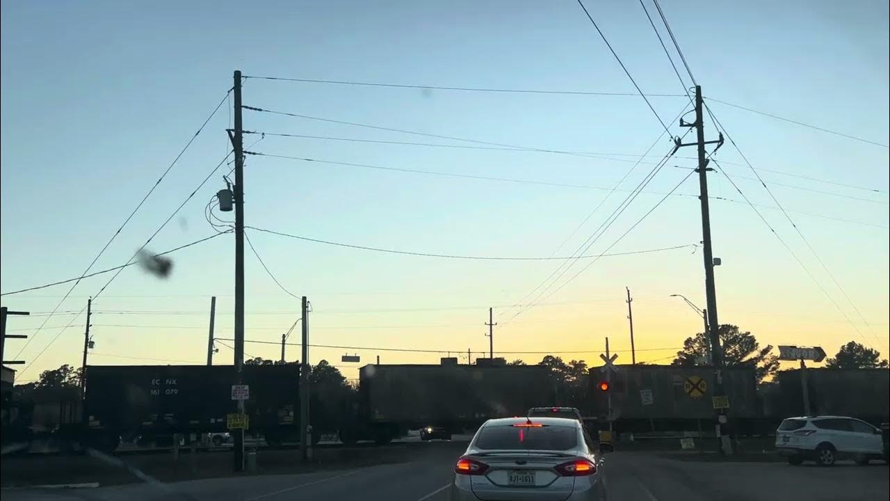 UP 6525 New Paint Scheme Leads Empty Rock Magnolia,Tx - YouTube