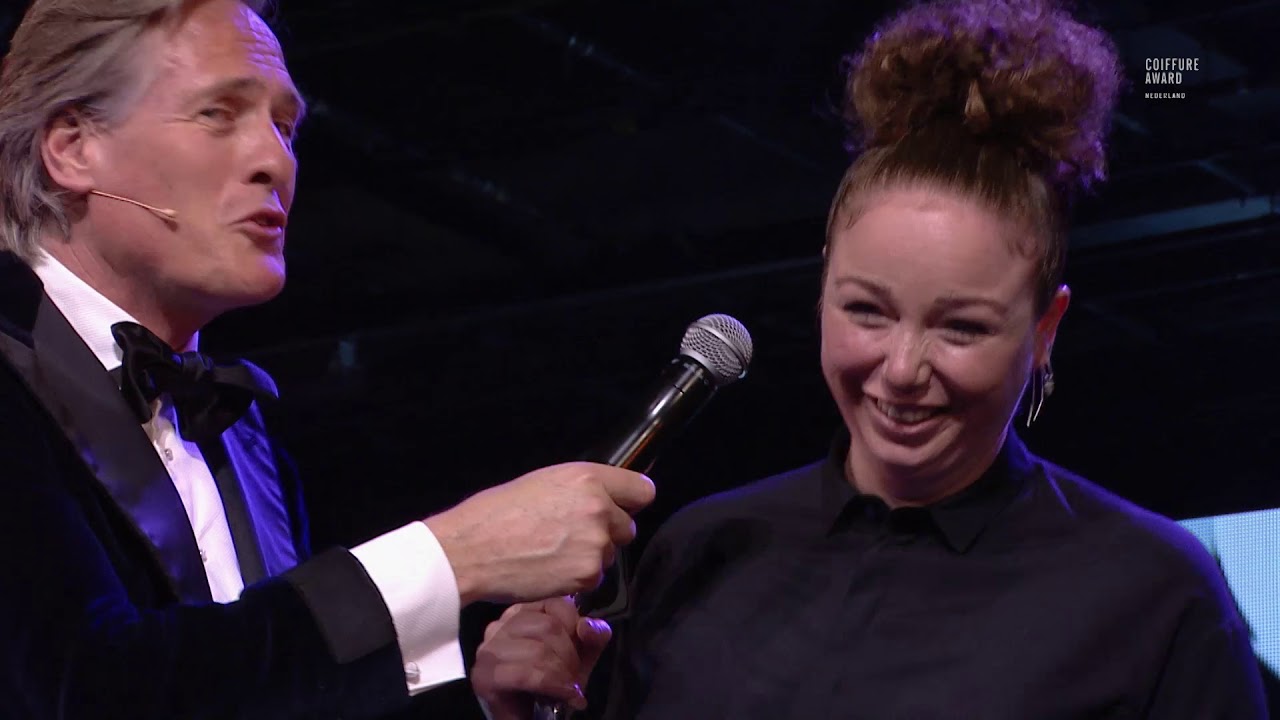 Coiffure Award 2018 Hairdresser of the Year - YouTube