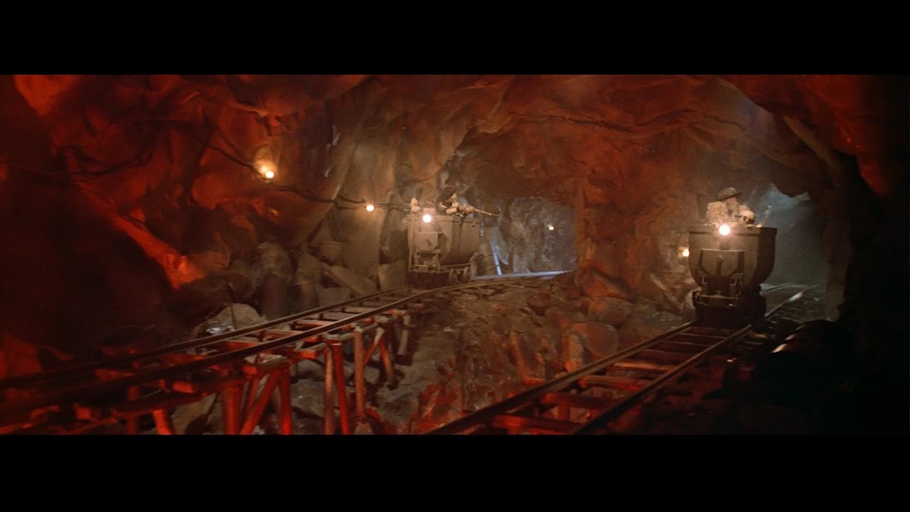 Indiana Jones : POV 6 Track Mine Car Chase Train 4 - YouTube