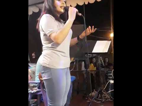 KÜRT KIZI MUHTEŞEM BIR SES