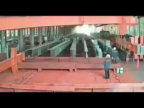 Suspended load safety - YouTube