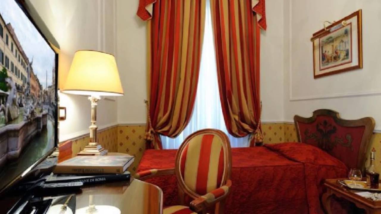 Hotel Giulio Cesare **** - Rome, Italy - YouTube