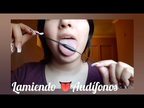 Lamiendo Audífonos 👅😛|ASMR