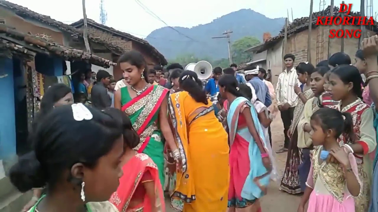 Deshi_Village_Girls_Dance_full_HD - YouTube