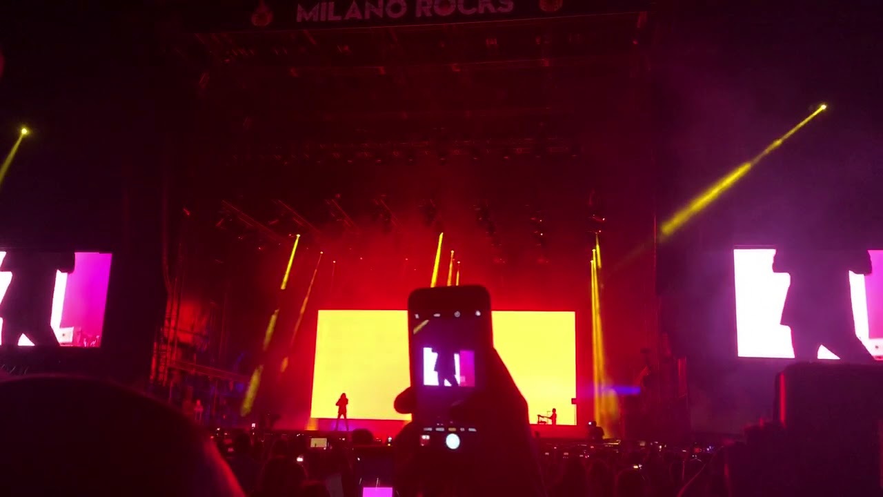 Up In The Air - 30 Seconds To Mars @ Milano Rocks - YouTube