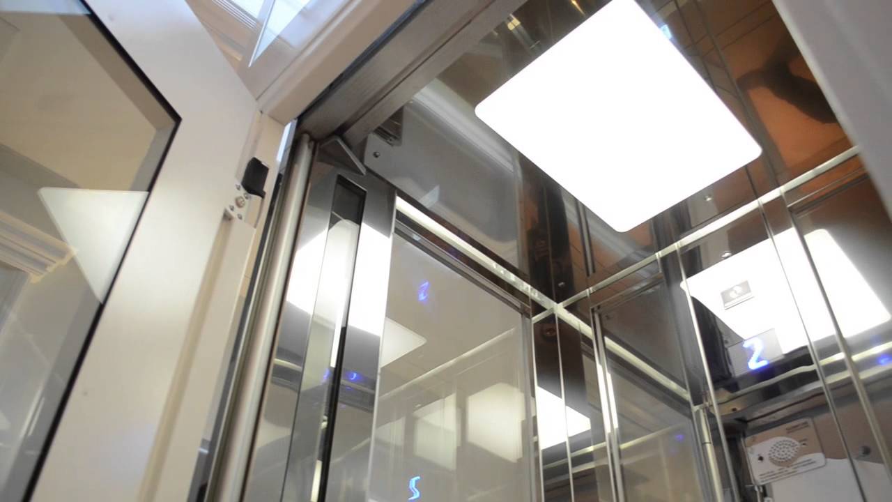 Astralift Amsterdam Charlot - YouTube