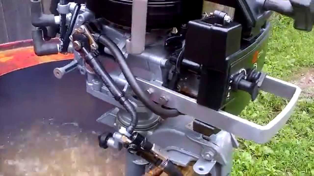 Evinrude 2.5 hp 2 stroke 2 cylinder outboard - YouTube