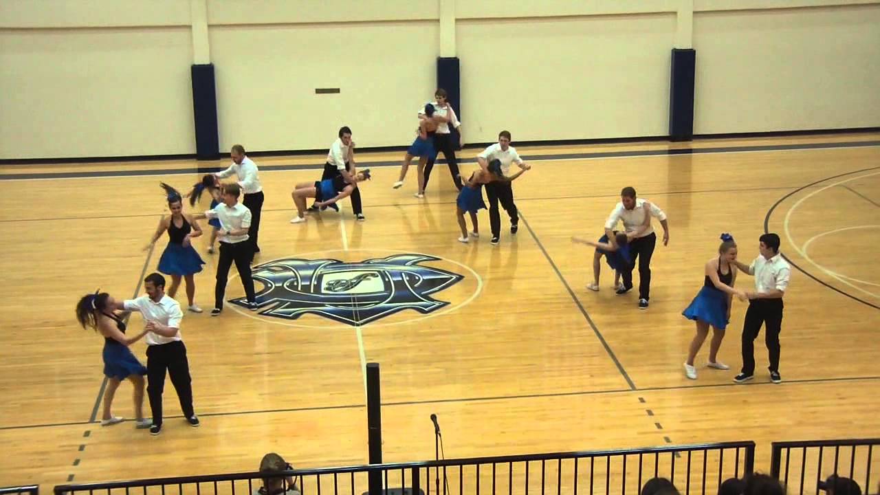 University of Dallas - Swing Team Performance Fall 2015 - YouTube