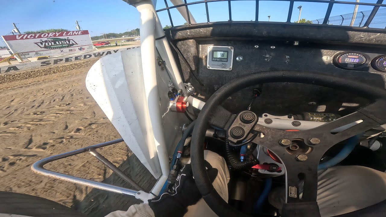 700+ Horsepower 360 Winged Sprint Car Helmet Cam at Volusia Speedway ...