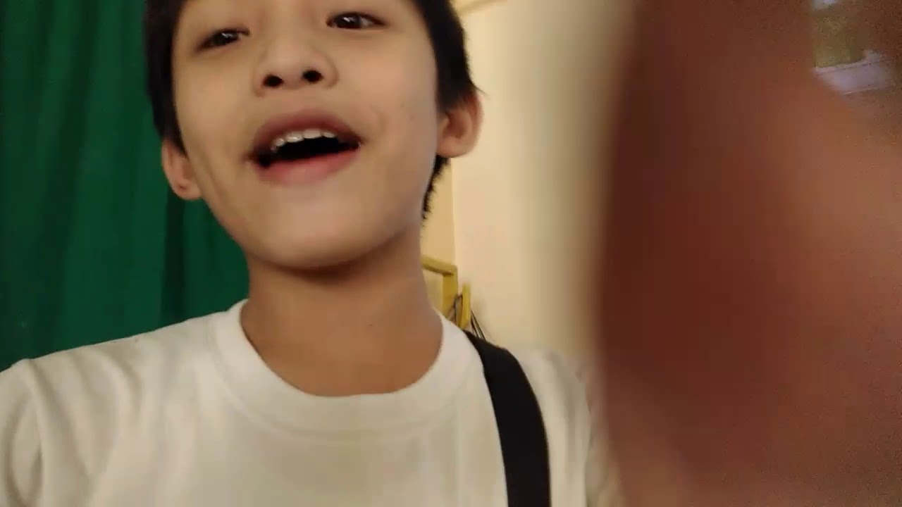 School Tour // Vlog #1 - YouTube