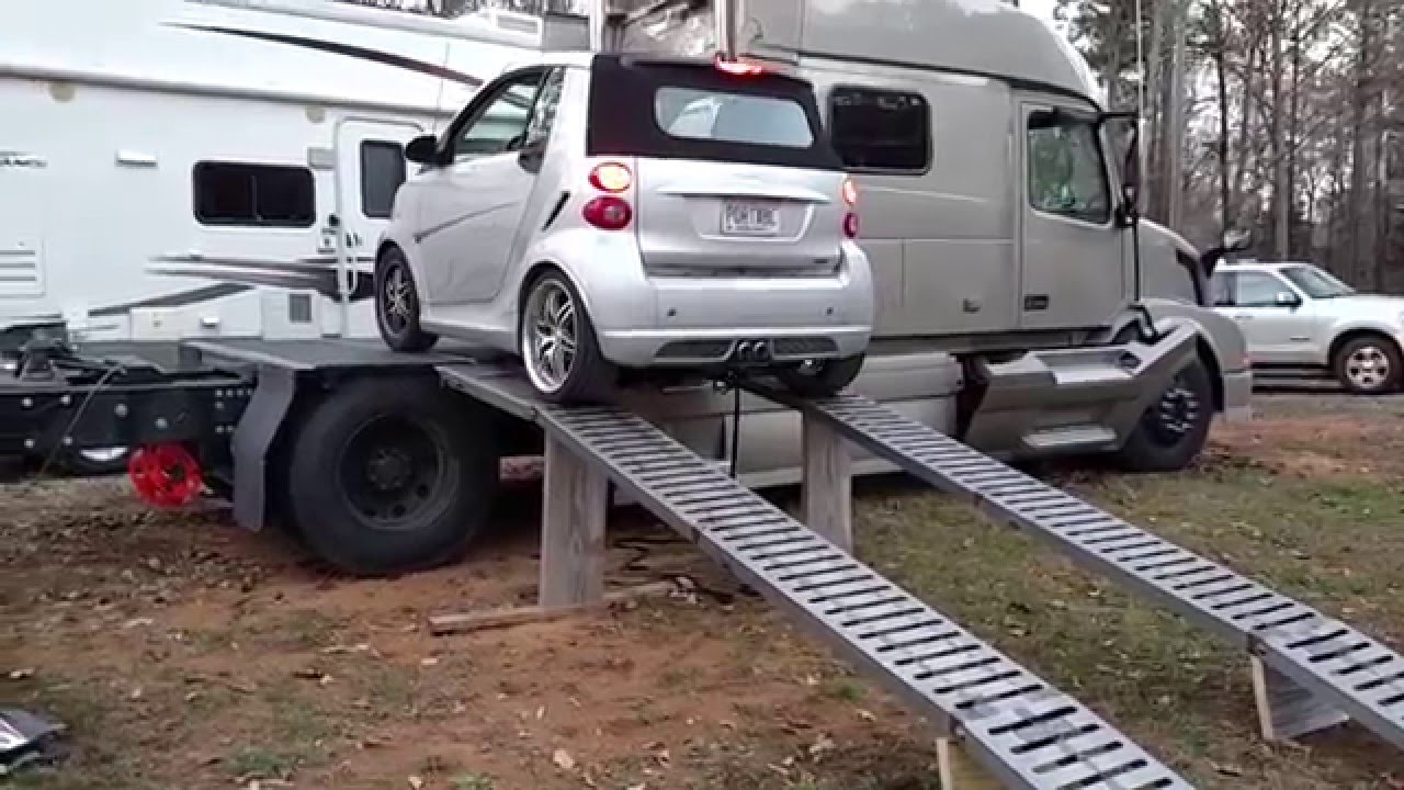 Smart Car Loading and Unloading - YouTube