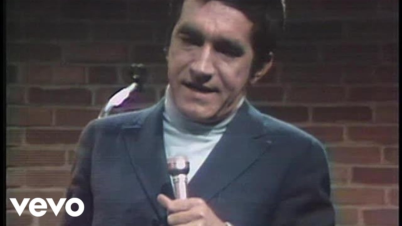Danny Meehan - Danny Meehan Does Stand-Up Comedy About Fighting In the ...