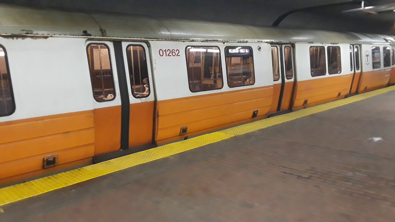 MBTA Orange Line Hawker Siddeley 01200 Series Leaving Forest Hills ...