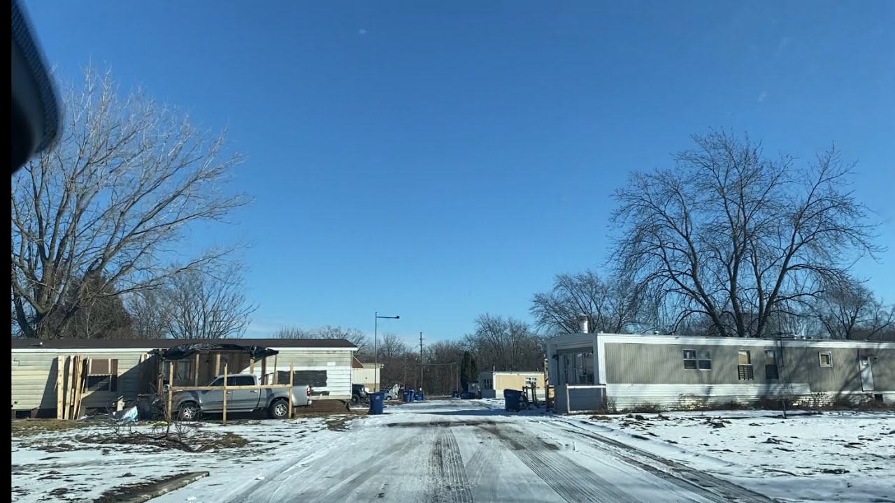 Driving Through A Rundown Trailer Park In America - YouTube