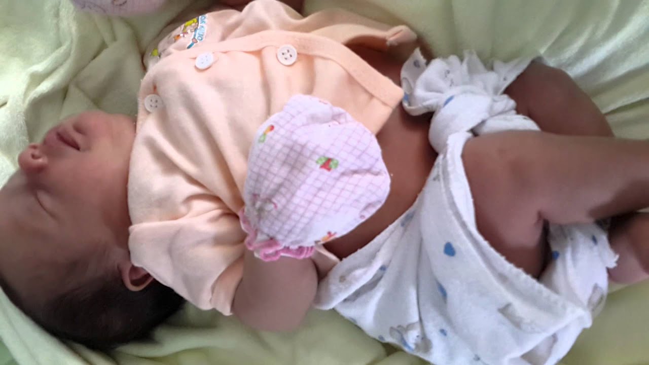 baby joey farted - YouTube